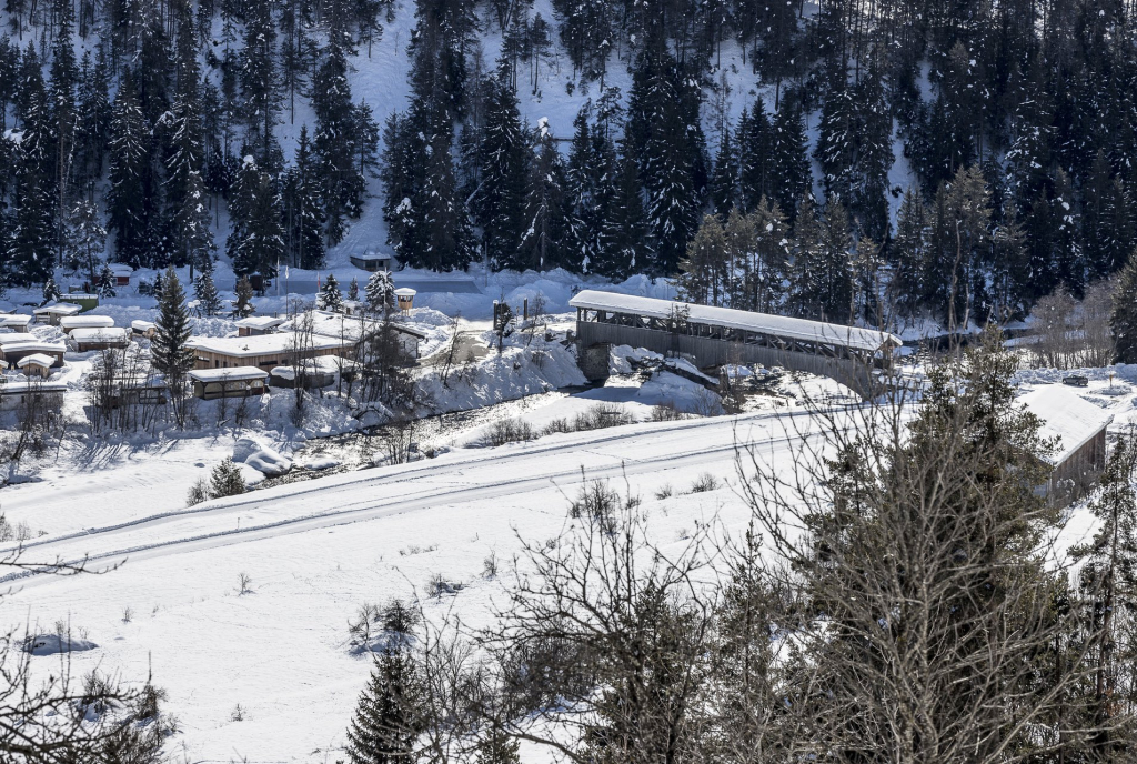 Winter camping | Engadin Scuol Zernez